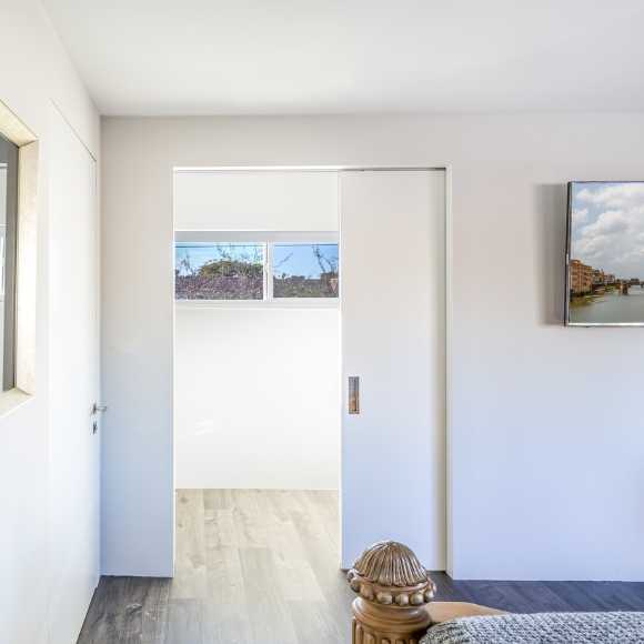 Trimless Door Frames